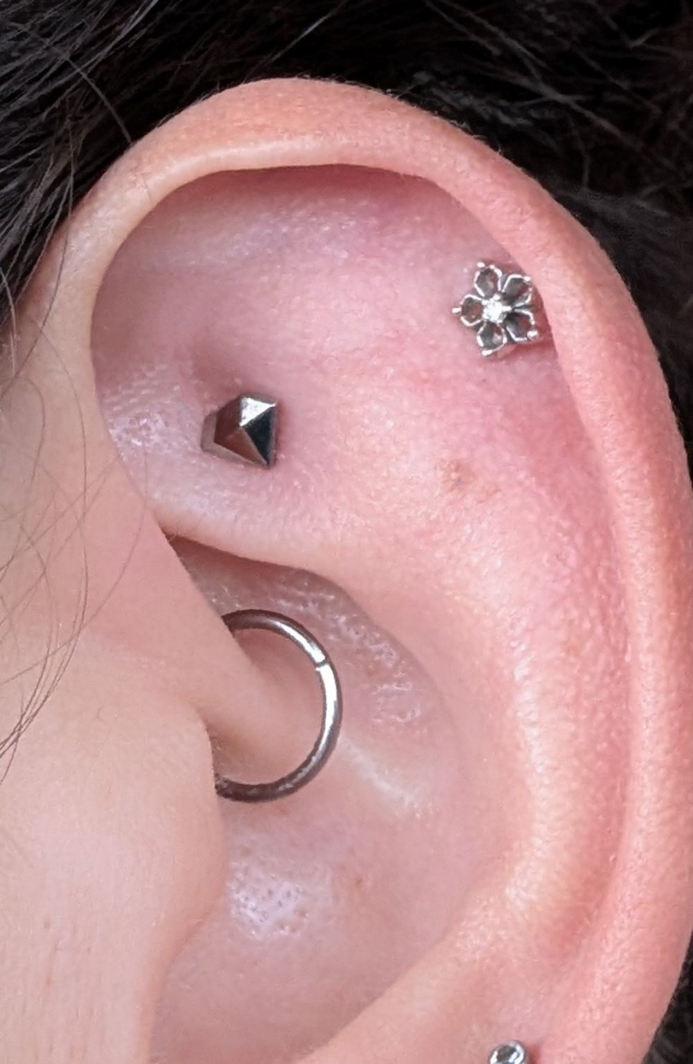 Titanium Diamond End Labret For Helix, Lobe, Tragus Piercing