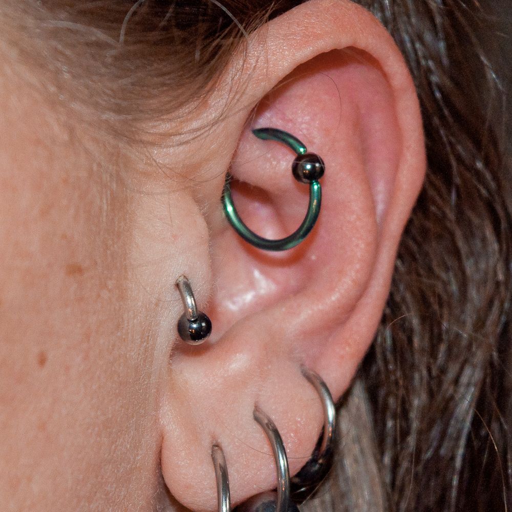 Niobium Captive Bead Ring