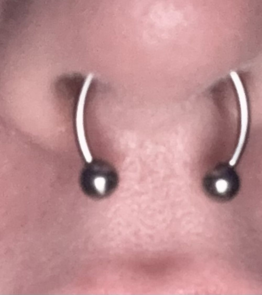 Internally Threaded Titanium Circular Barbell | Basic