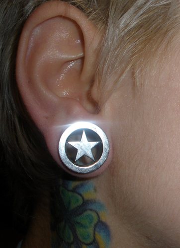 Single Flare Star Eyelet