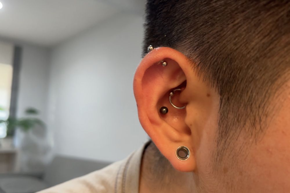 Titanium Single Flare Eyelet