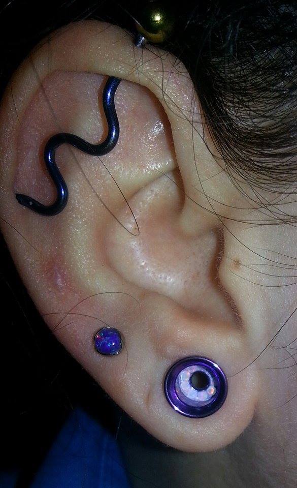 Custom Order Titanium Orbit Gemmed Eyelet