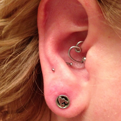 Steel Triple Heart Eyelet