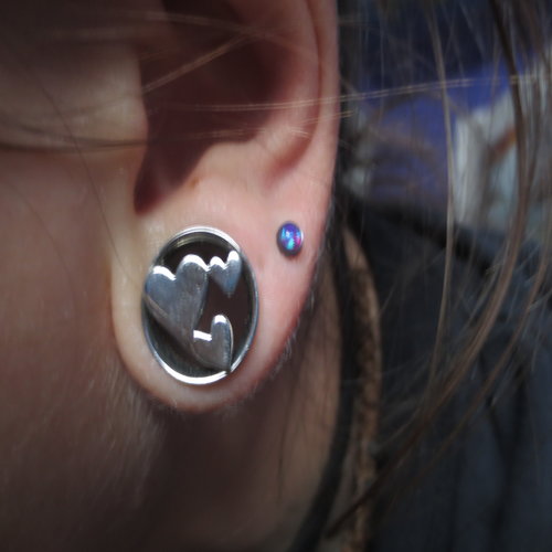 Steel Triple Heart Eyelet