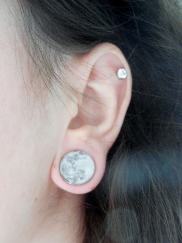 Steel Screw Fit Moon Plug