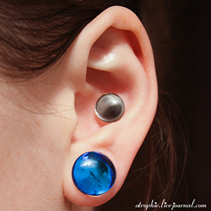 Pyrex Mirror Back Plugs