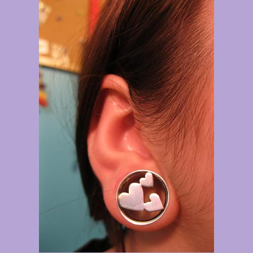 Steel Triple Heart Eyelet